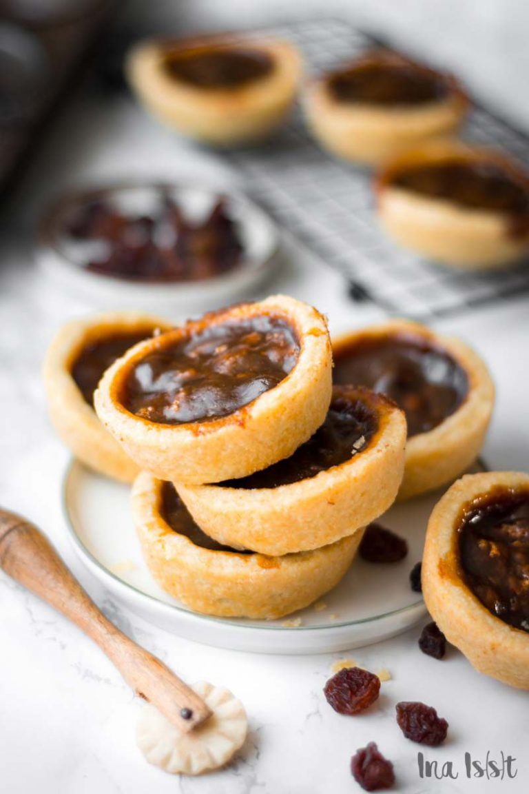 Renelle's Raisin Butter Tarts: Kanadische Rosinen Törtchen - Ina Isst